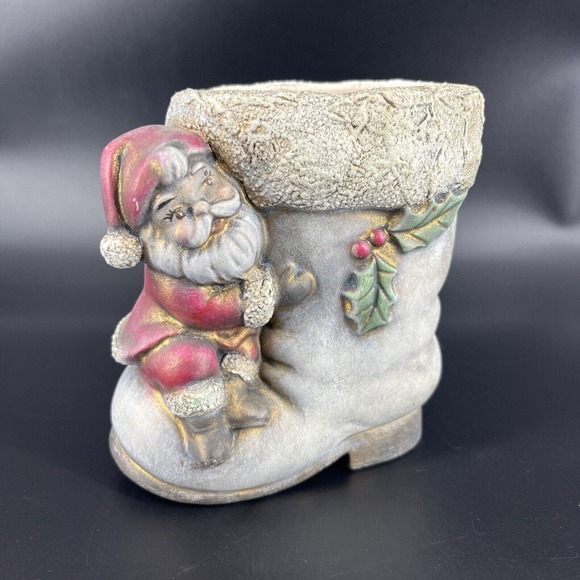 Holiday | Vintage Santa Claus On Boot Holly Detail Planter Textured ...